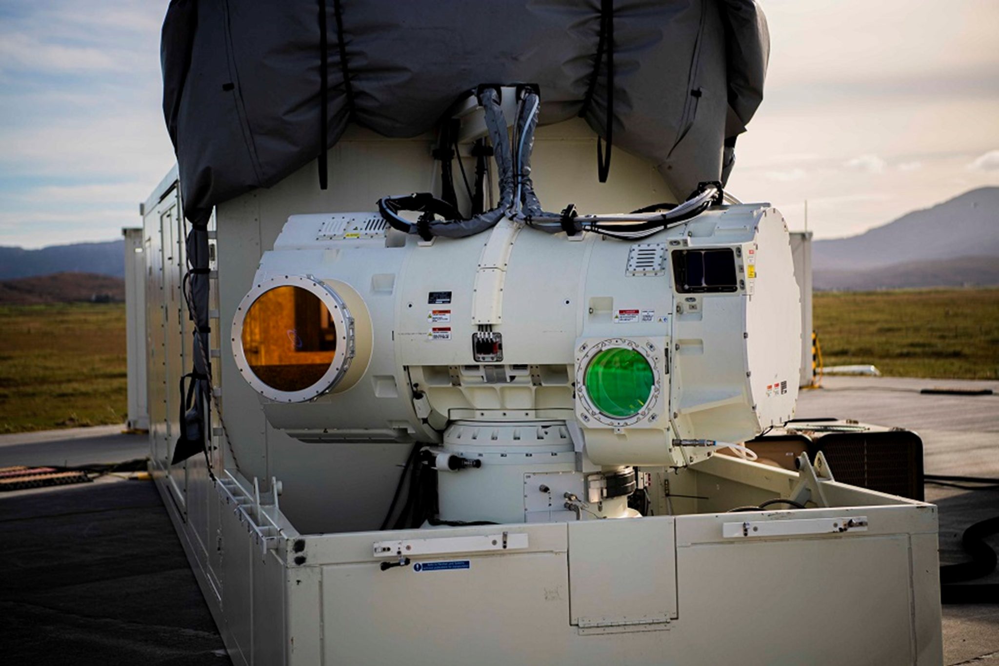 Defence researchers achieve “first UK high-power laser air defence ...